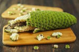 How to Eat Monstera Fruit: A Simple Guide for First-Timers - Foliage ...